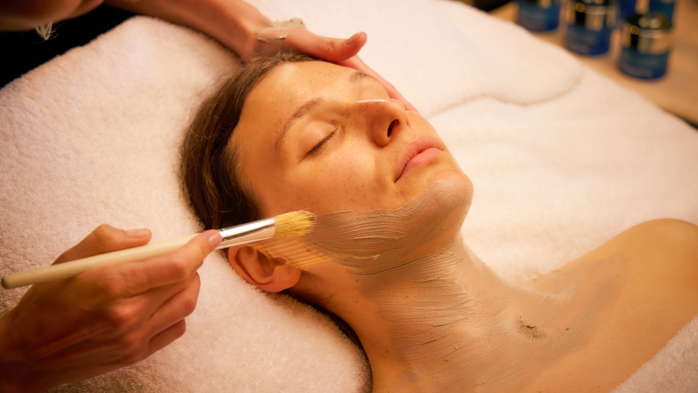 THE LONDONER - Moor Mud Facial (60 mins)